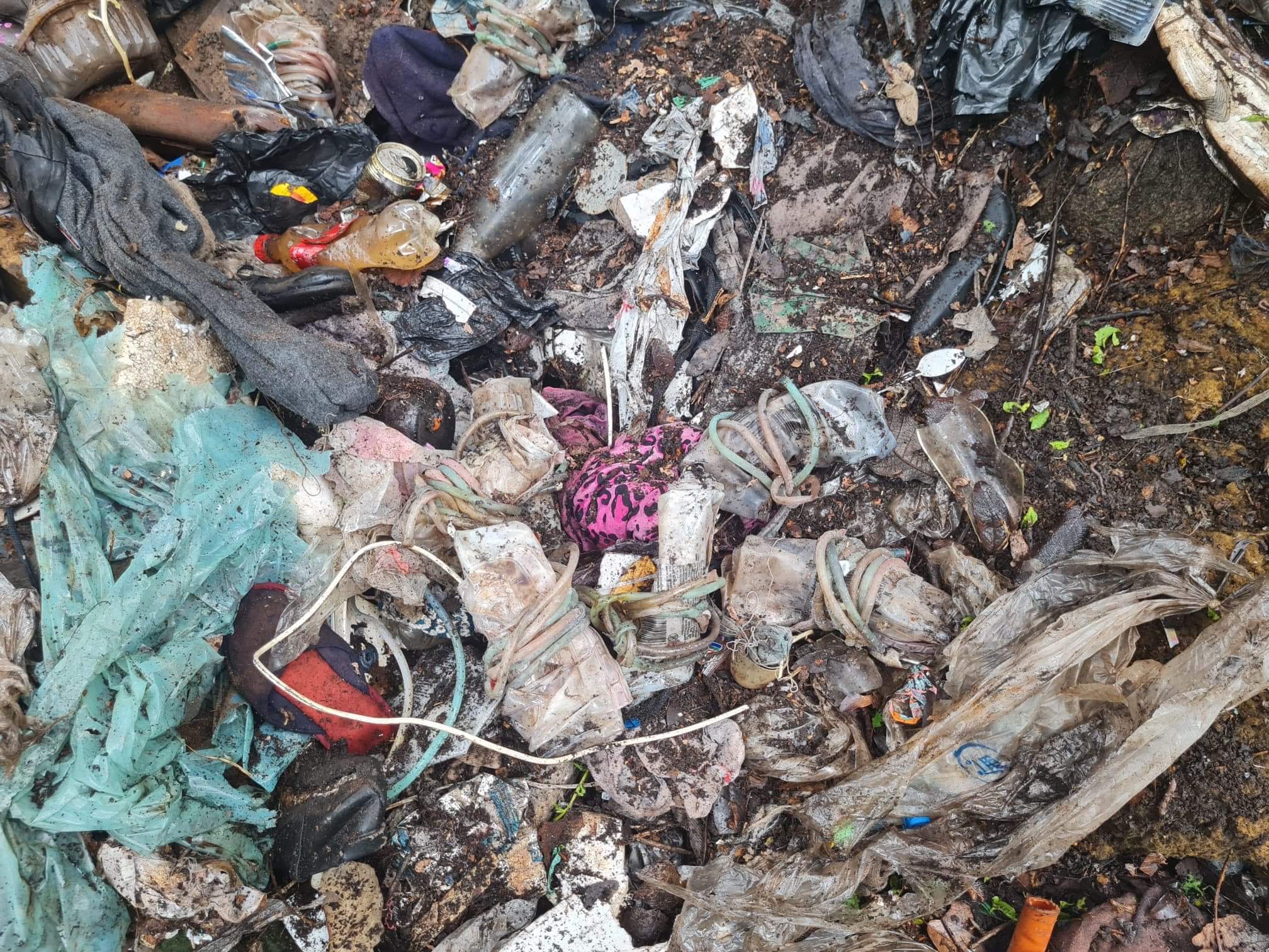 Vecinos de Tlalpan denuncian toneladas de basura en el Río Eslava ...